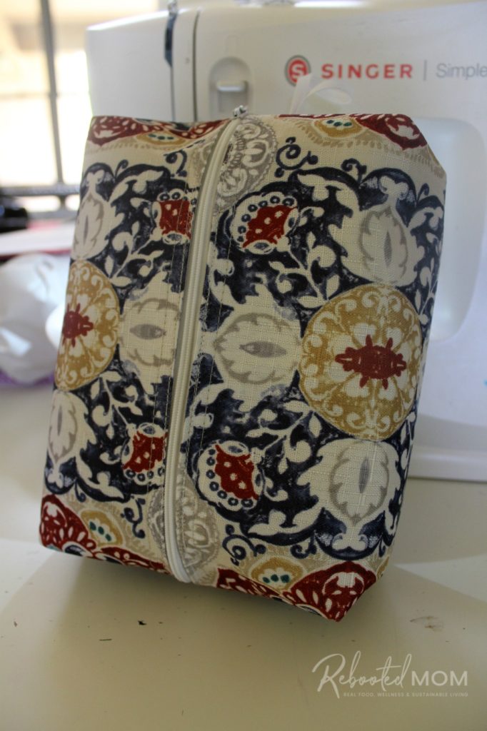 DIY Placemat Cosmetic Bag