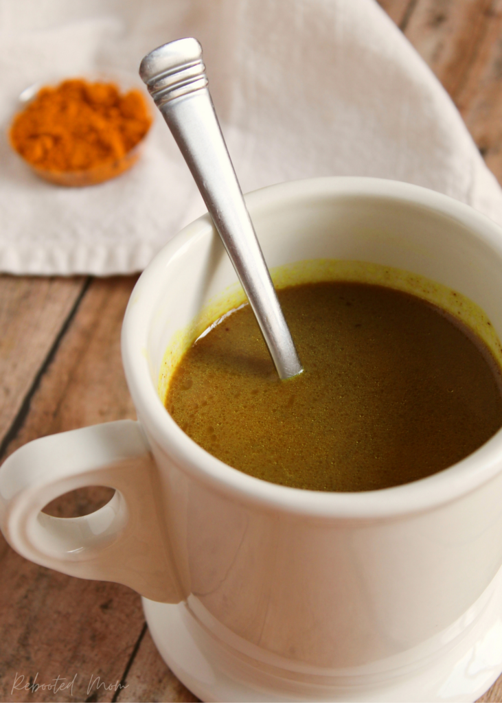 Healthy Turmeric Hot Cocoa
