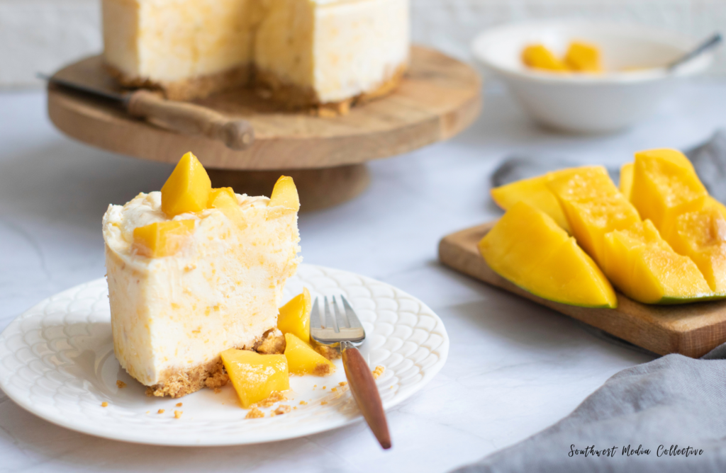 No-Bake Mango Cheesecake
